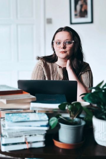 Lucy Rose – HarperCollins