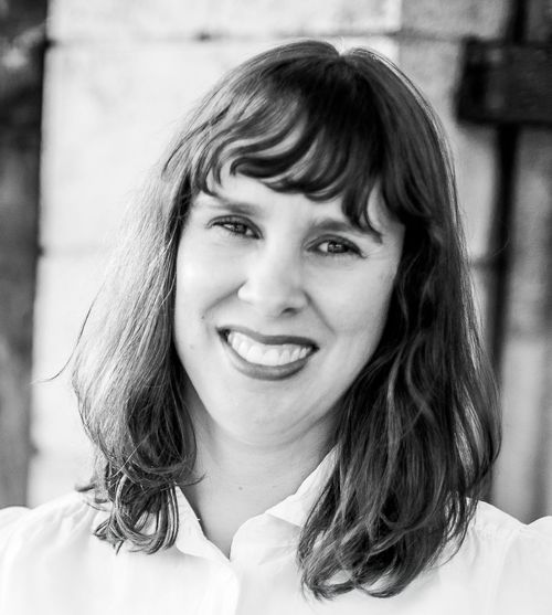 Victoria Carless – HarperCollins